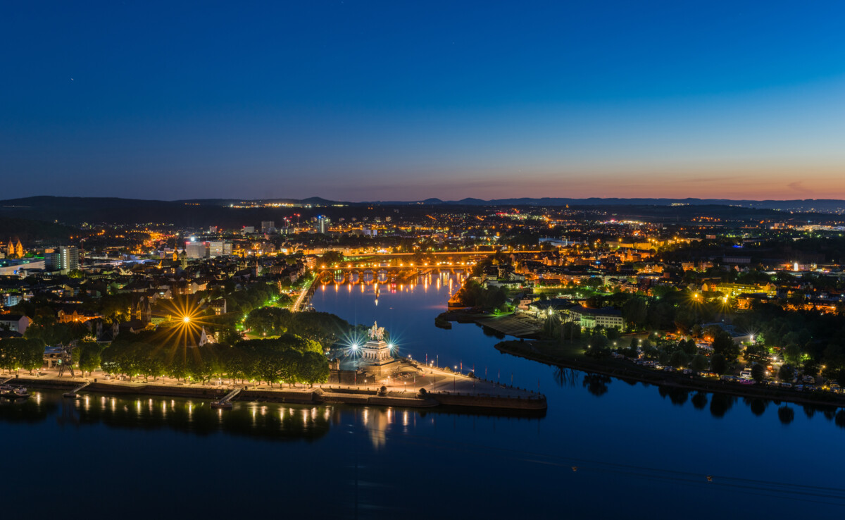 Silvester Koblenz 2025 – Dinner & Party in der Rhein-Mosel-Halle ...